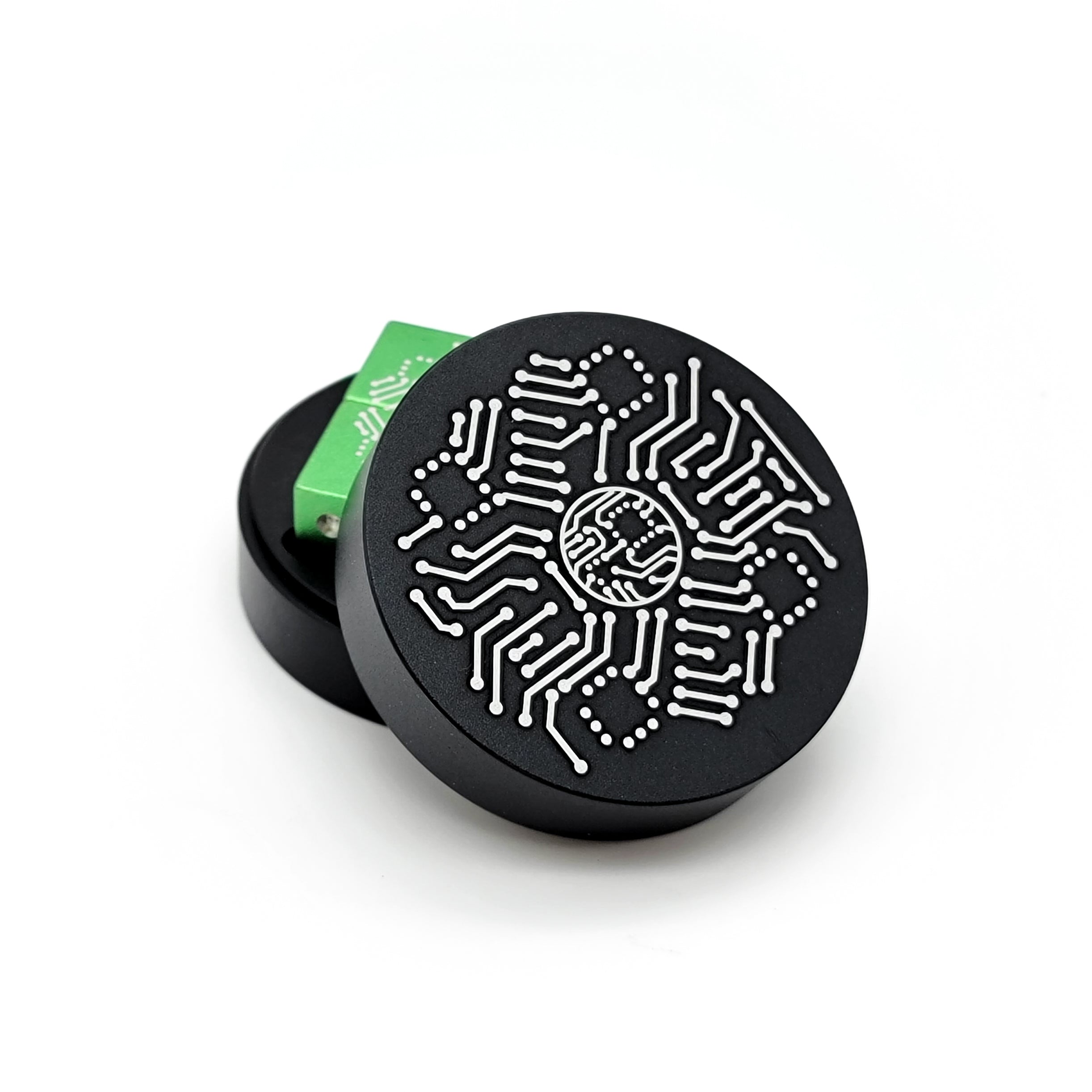 Chip Glyphic Appreciation Puck and 4d6 Set – Level Up Dice Aus